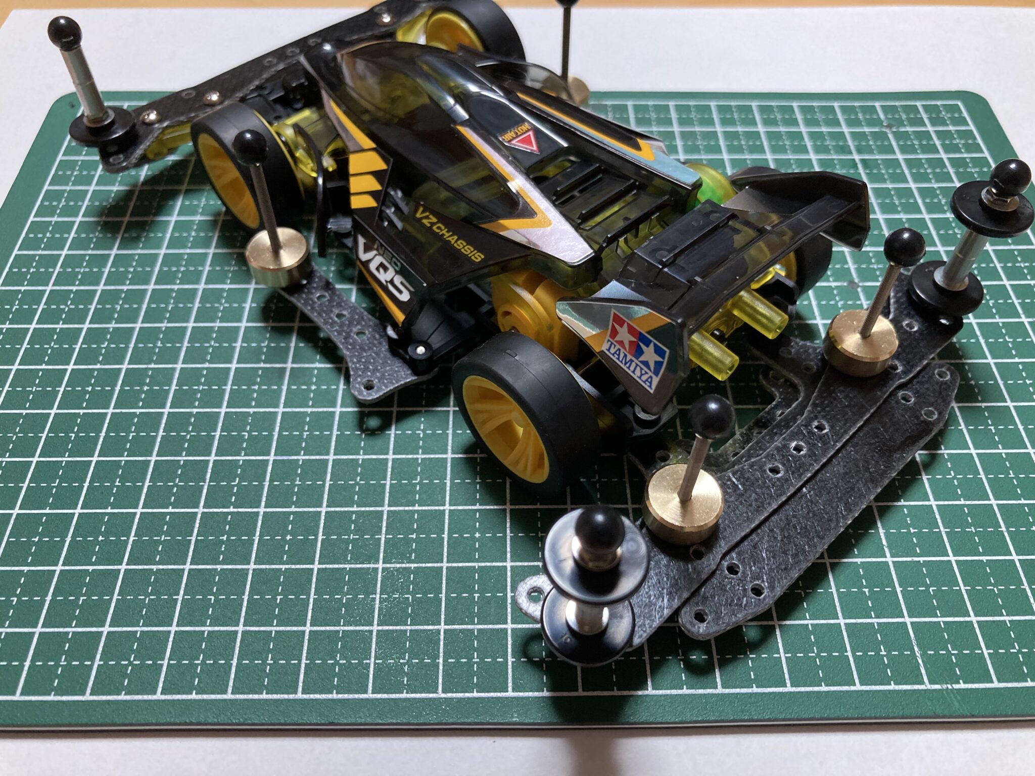 【絶対買うべき】ネオVQS アドバンスパック｜待ち望まれていた優秀キットの再販 | ムーチョのミニ四駆ブログ