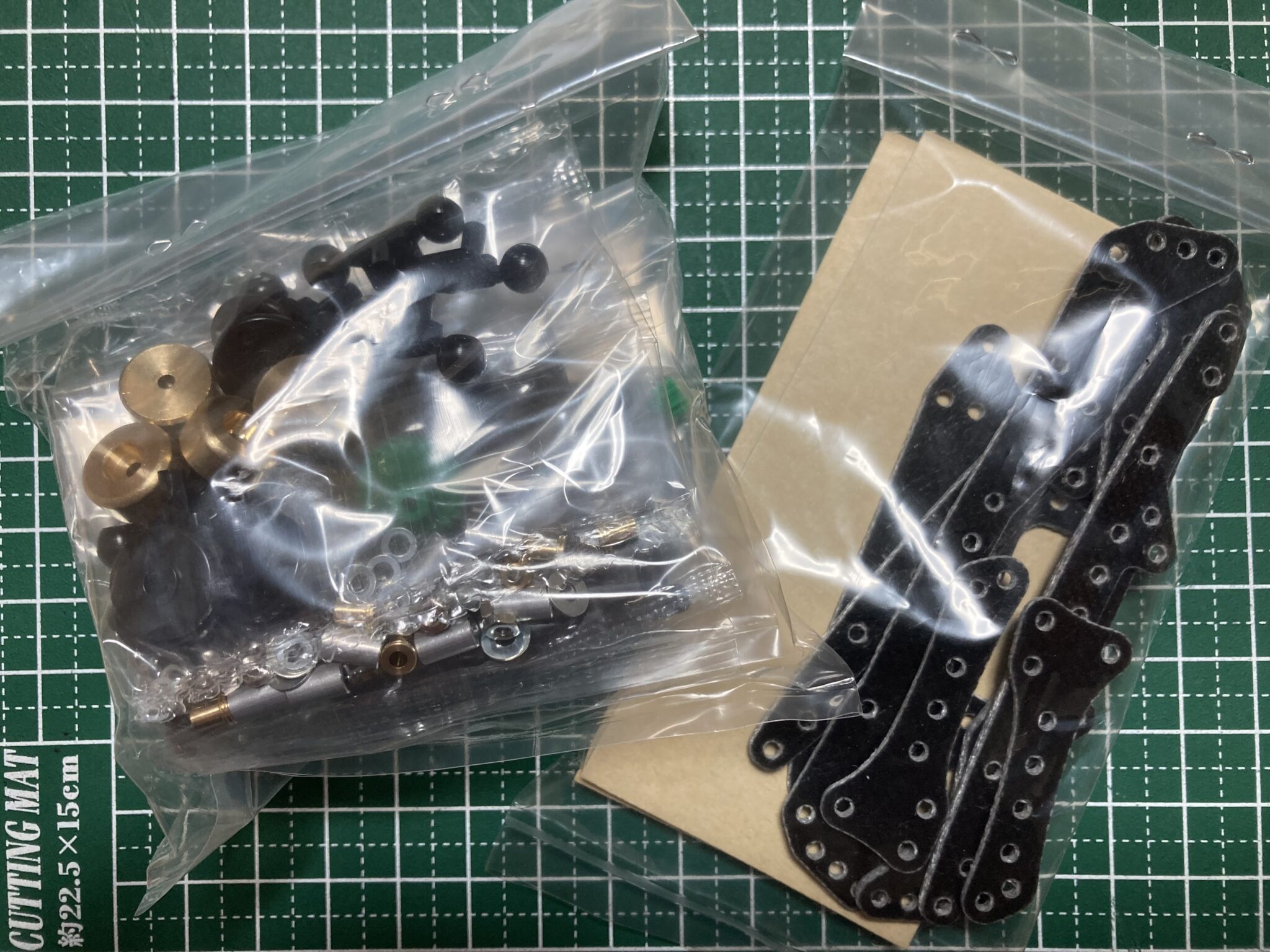 【絶対買うべき】ネオVQS アドバンスパック｜待ち望まれていた優秀キットの再販 | ムーチョのミニ四駆ブログ